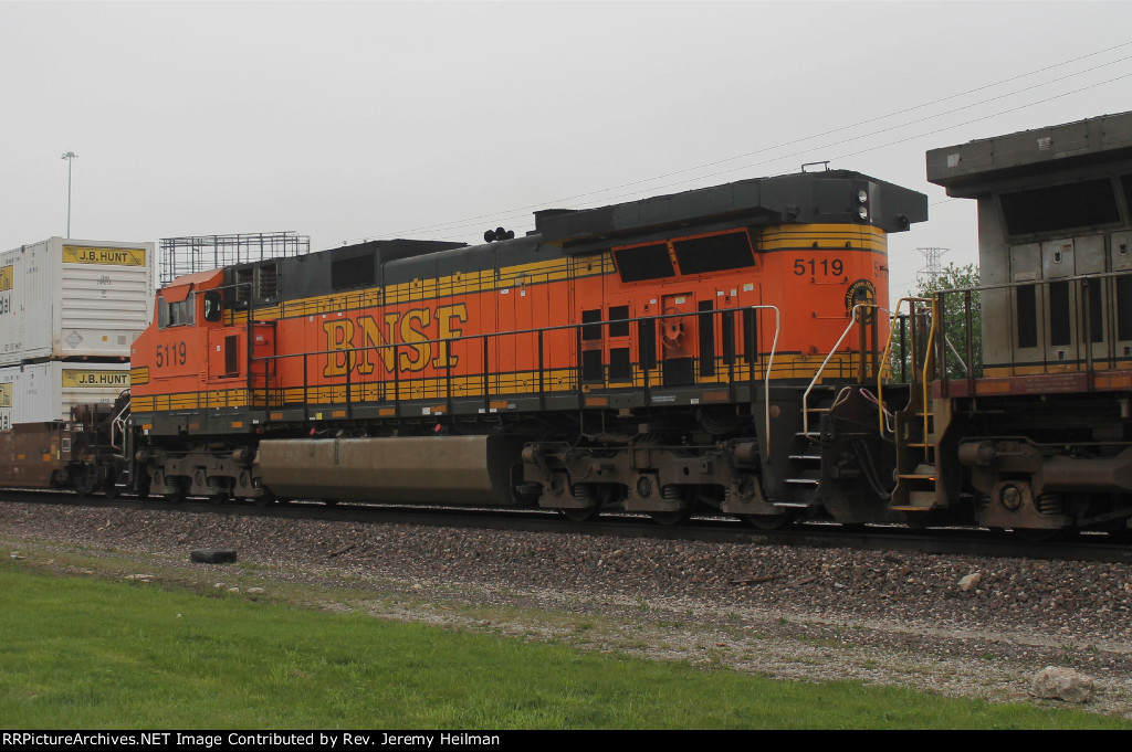 BNSF 5119 (3)